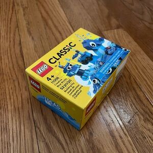 Lego | Toys | Lego Classic 52 Piece Creative Blue Set With Ideas ...